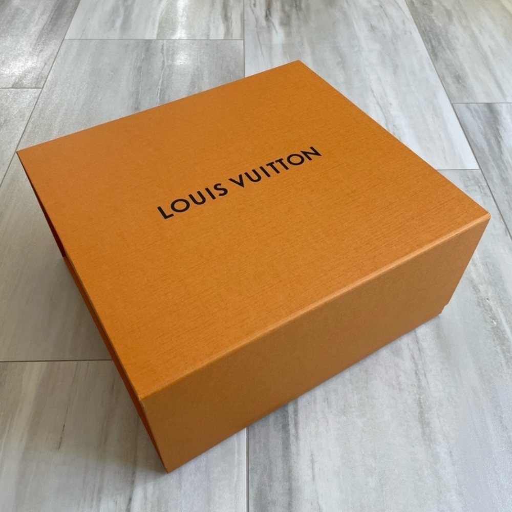 Authentic Louis Vuitton Gift Box With Ribbon - Gem